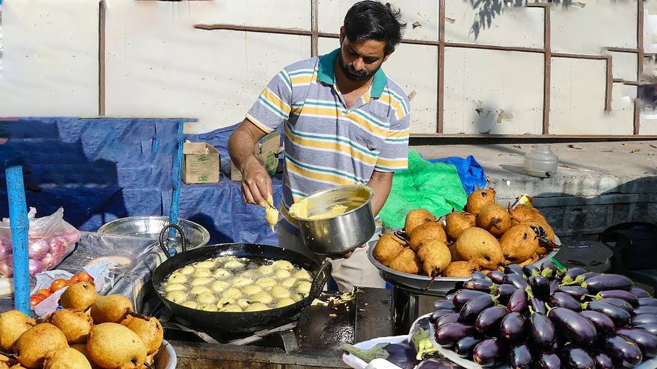 #Yummy! Brinjal Bajji Making | Baingan Bajji Recipe | Vankaya Bajji ...