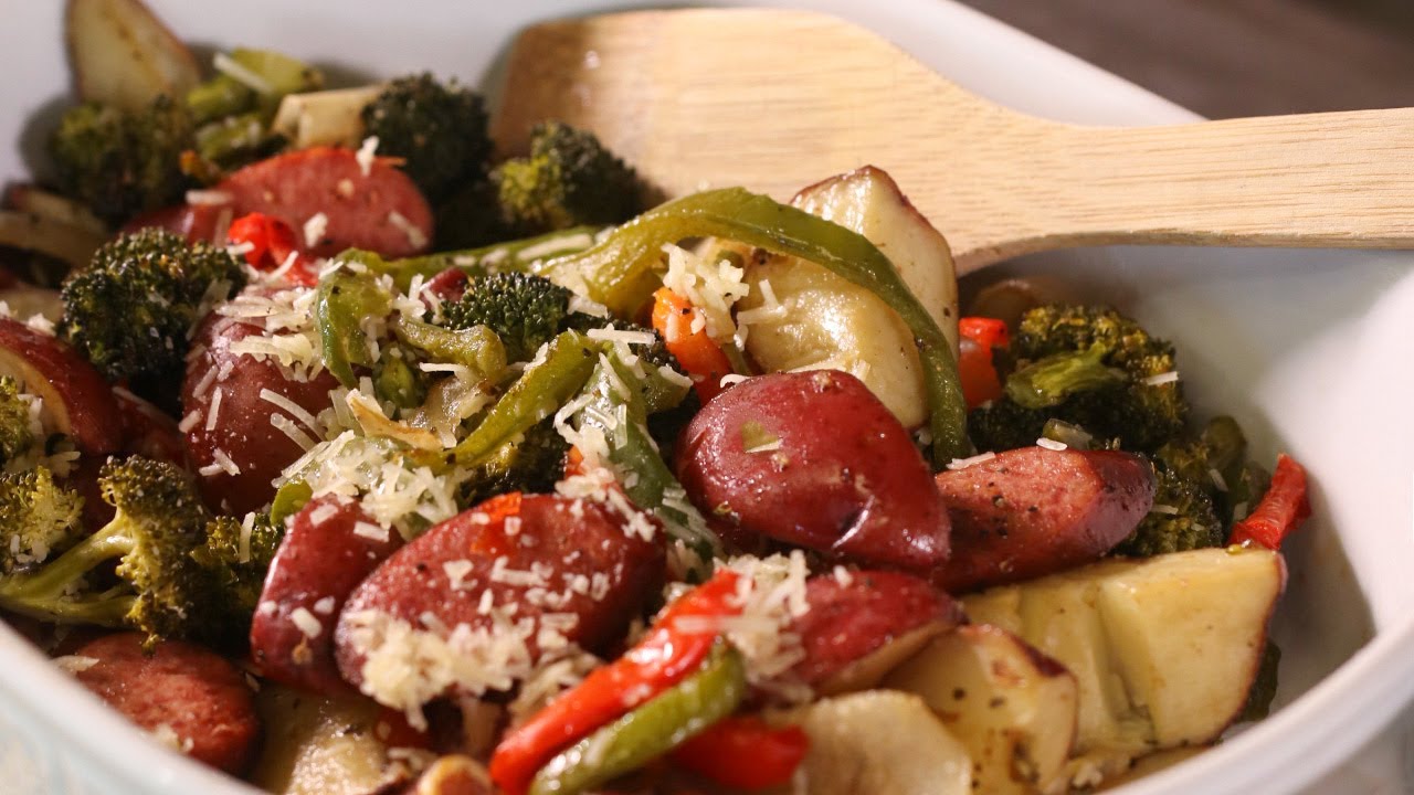 One-Pan Sausage & Veggies with Jody | recteq - YouTube