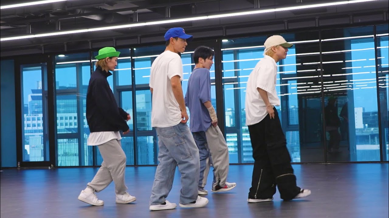 We go 〈HARD〉 #4 | 'HARD' Dance Practice | SHINee 샤이니 - YouTube