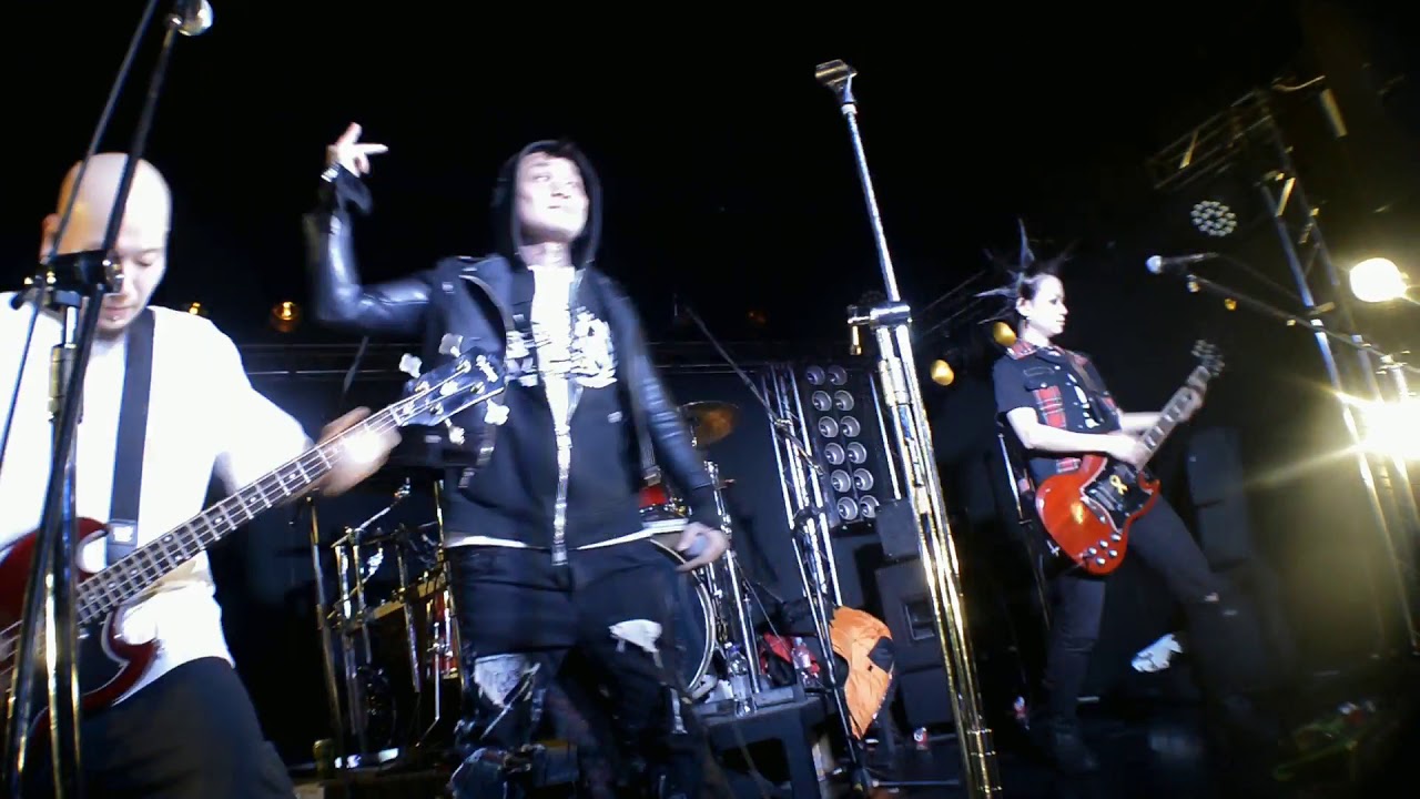 [2-16-20] THE RUX 럭스 at ROLLING STONES - Seoul. - YouTube