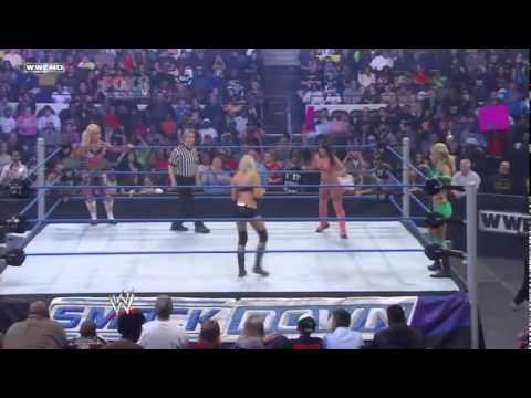 Smackdown 191110 LayCool vs Natalya and Kelly Kelly - YouTube