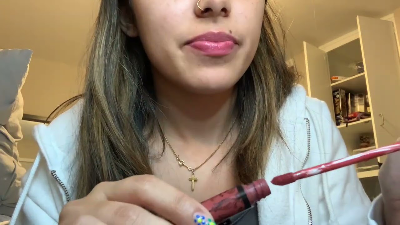 ASMR// lipstick/lipgloss try on - YouTube