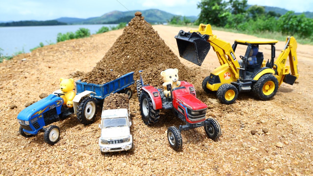 JCB Fully Loading Sand Mahindra Tractor | Bolero Pickup Accident ...