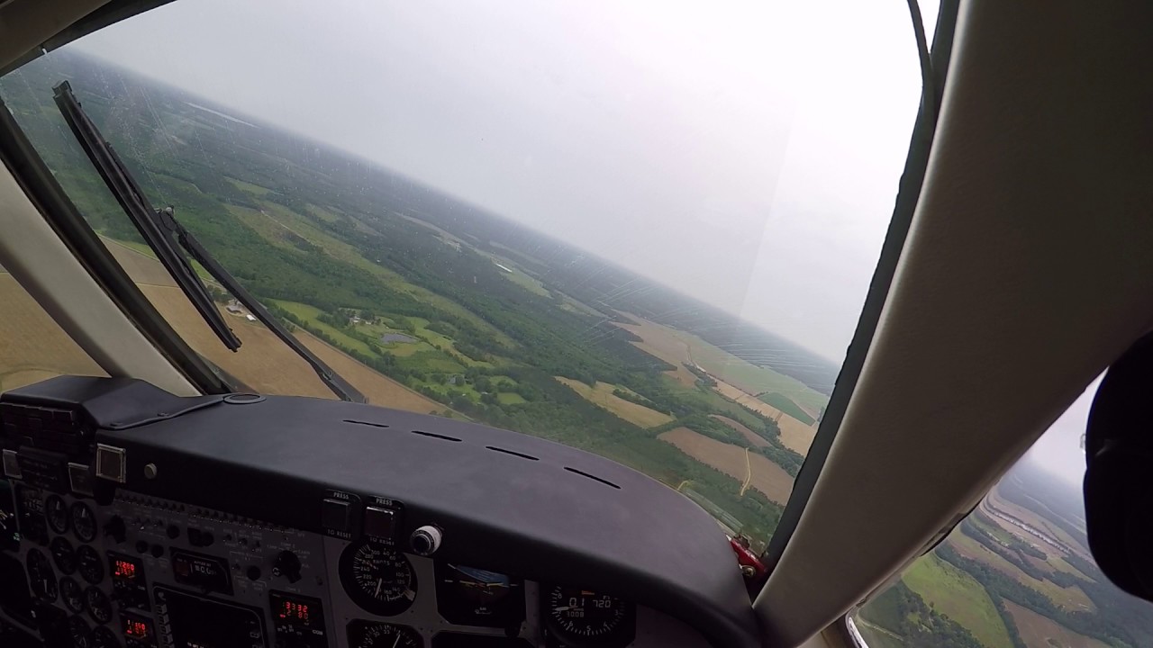 Crossing midfield and entering left downwind for rwy 21 at KLLQ in a KA ...