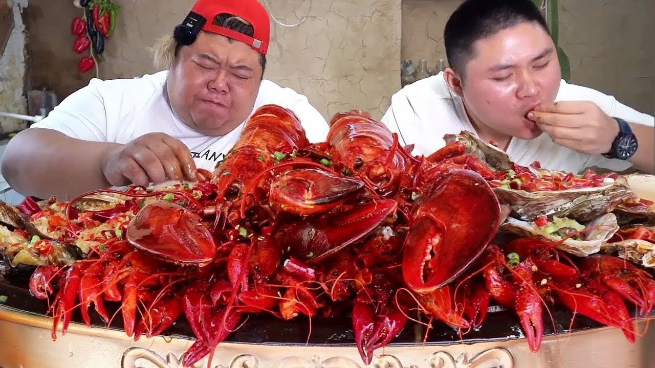 Big Fat bought 20 pounds of ”blue” lobsters, and Brother Monkey fried ...