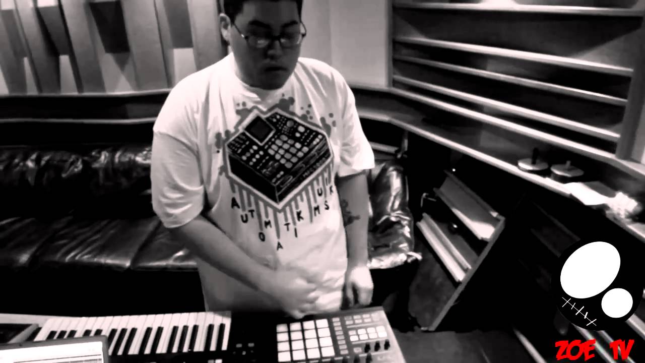 Zoe TV: SPEAKS WITH AUTOMATIK MUSIK - YouTube