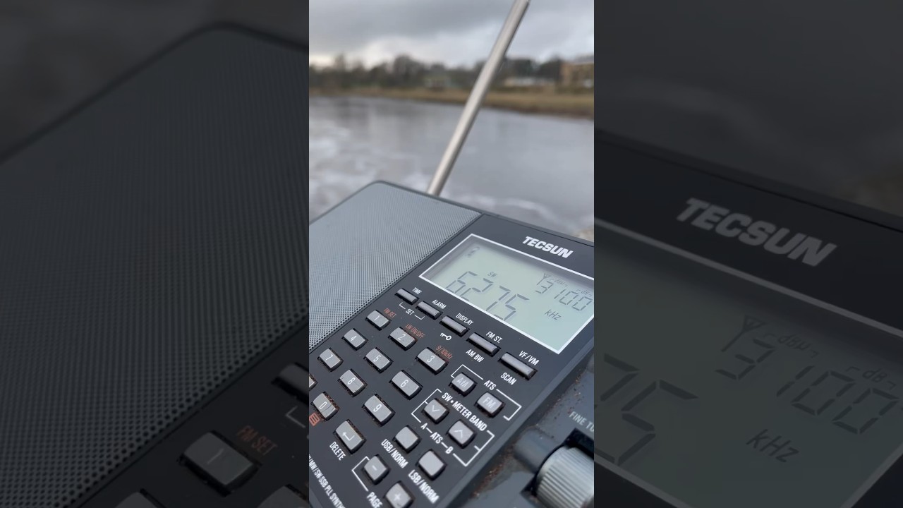 Dutch pirate on the river lune Lancaster - YouTube