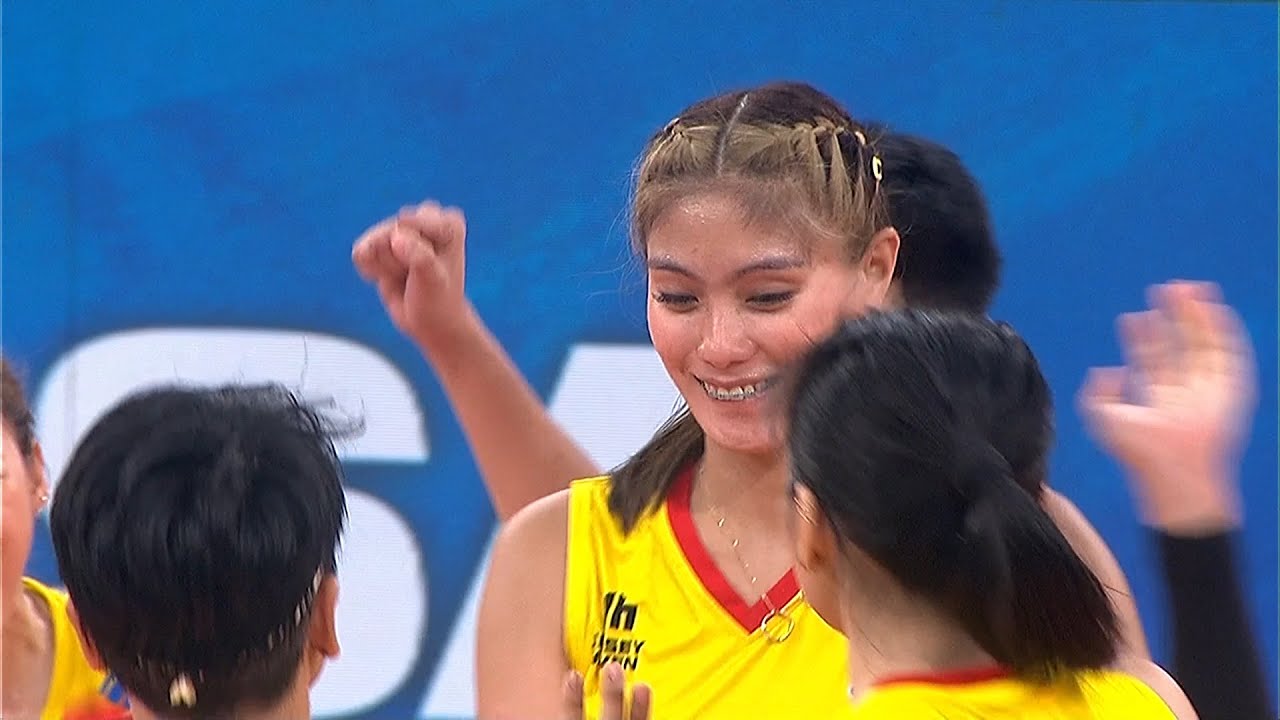 Ivy Lacsina making her presence felt for F2 Logistics | 2023 PVL All ...