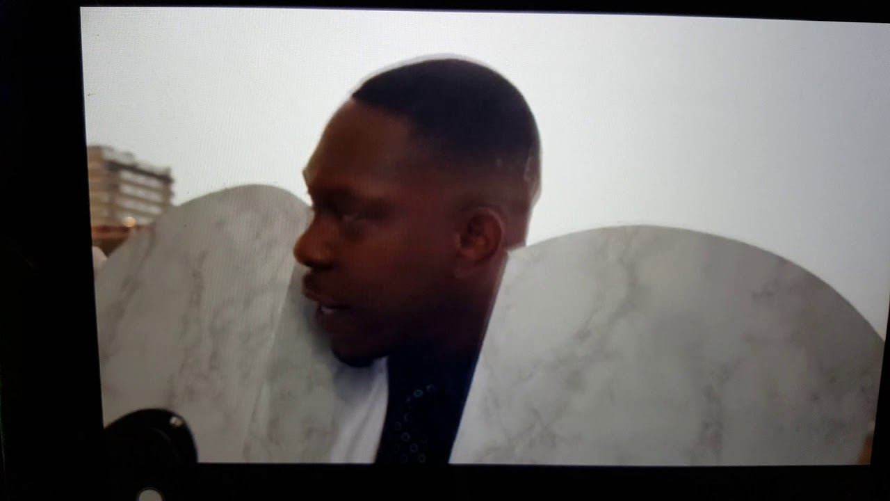 Dizzie Rascal Skit Bassline Junkie - YouTube