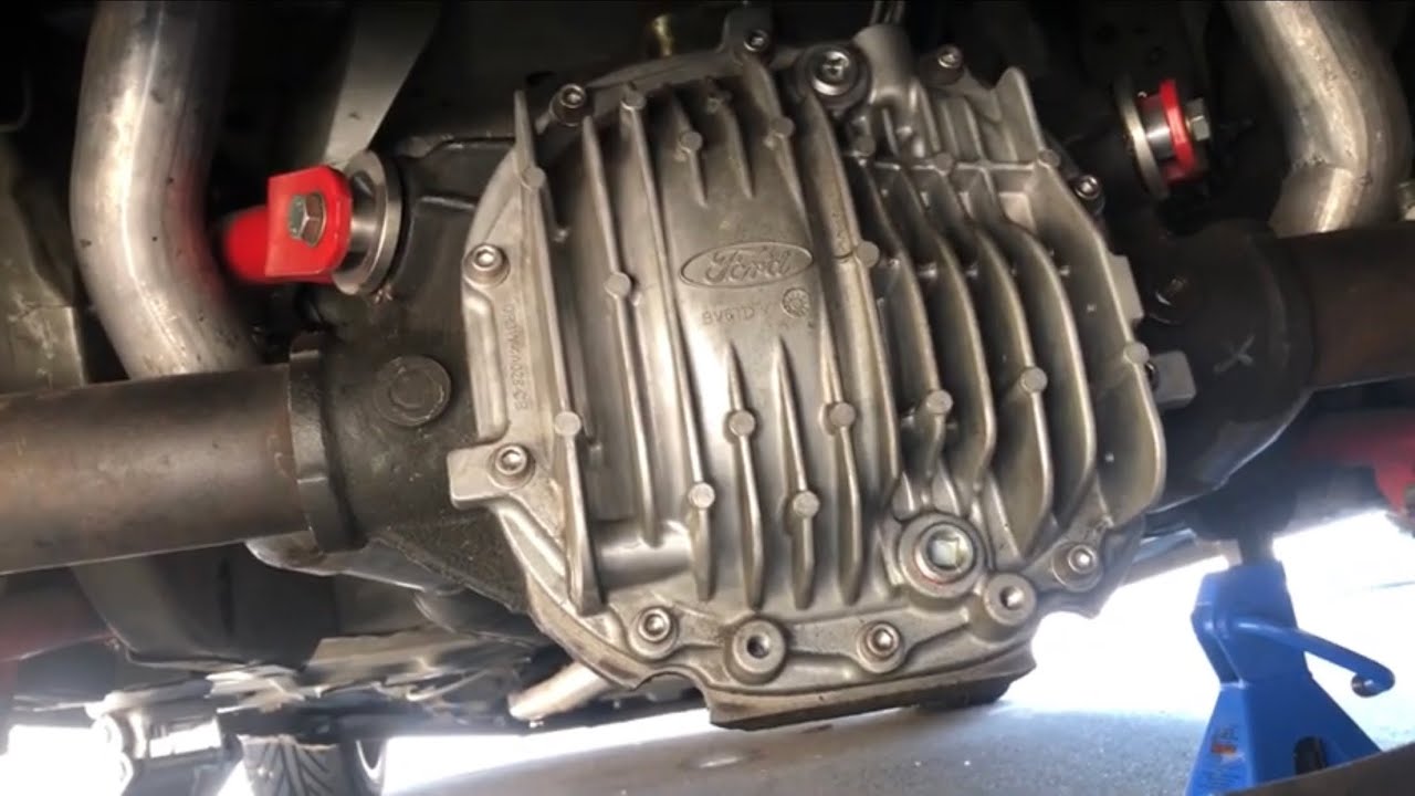 How to change rear differential fluid on 94-04 Mustang - YouTube
