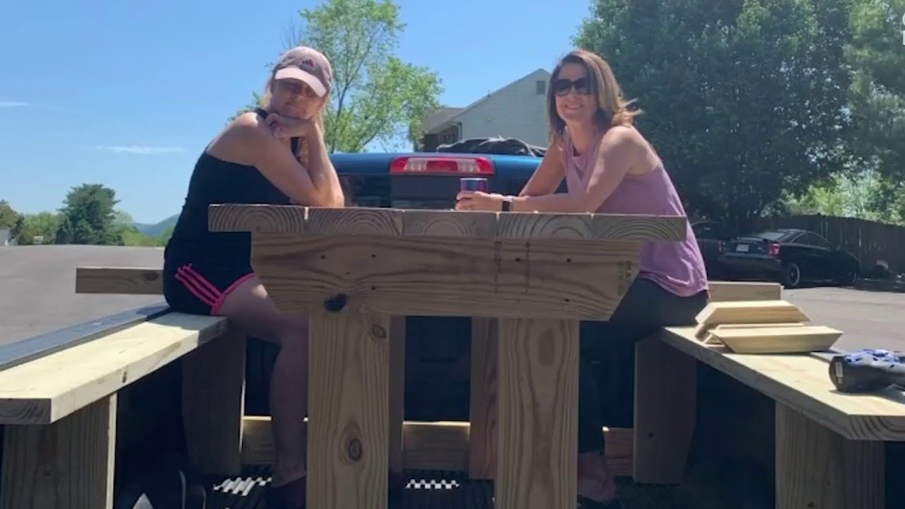 Picnic Pick Up Truck