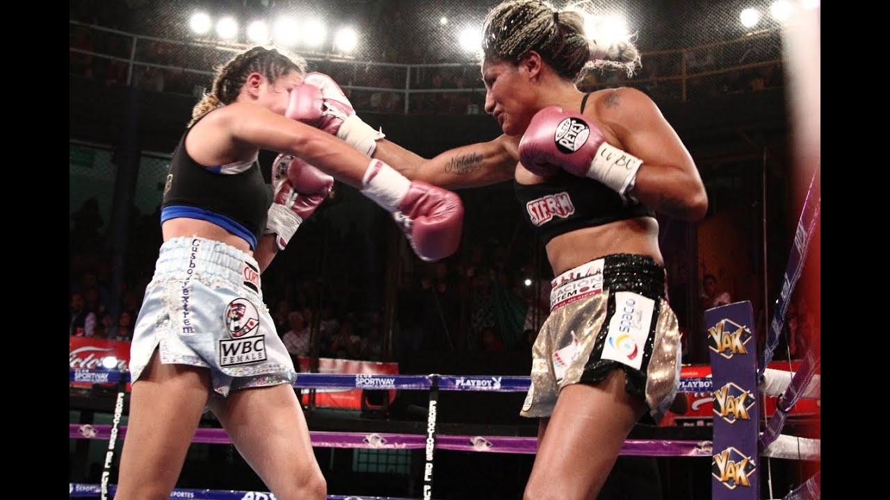 Daniela Romina Bermúdez vs Mariana Juárez - YouTube