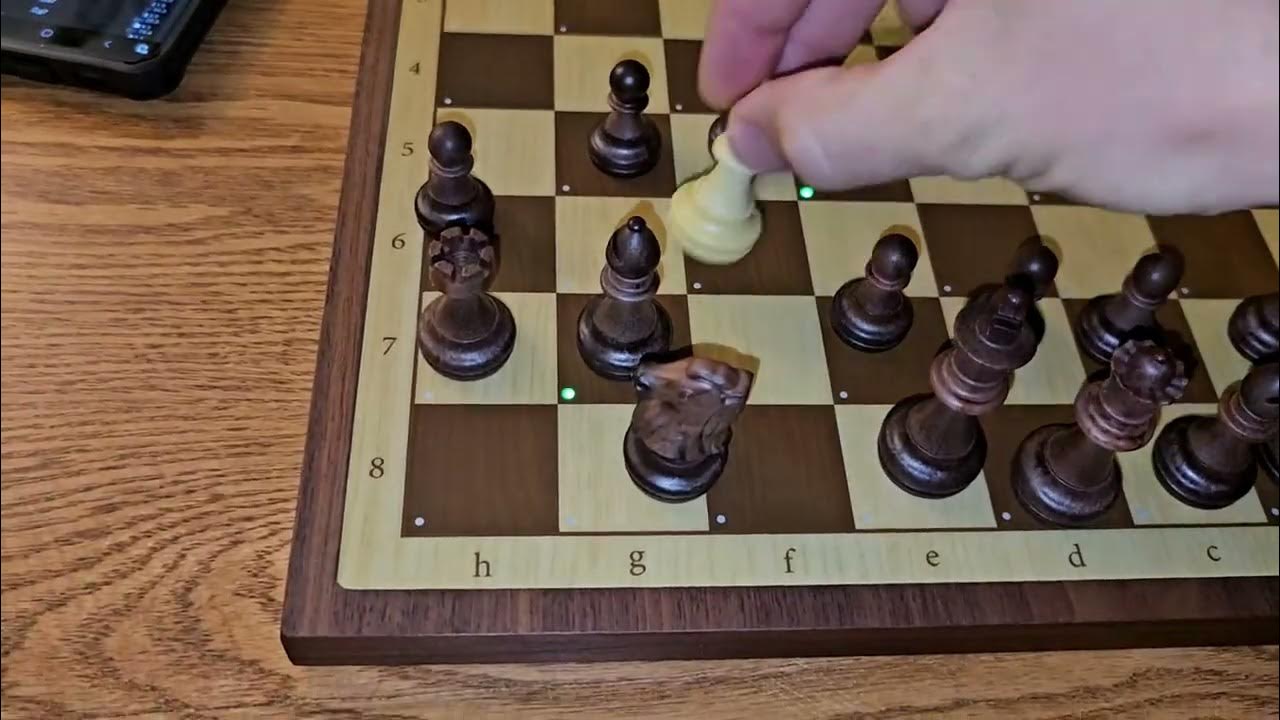 Electronic chess set by chessnut air - YouTube