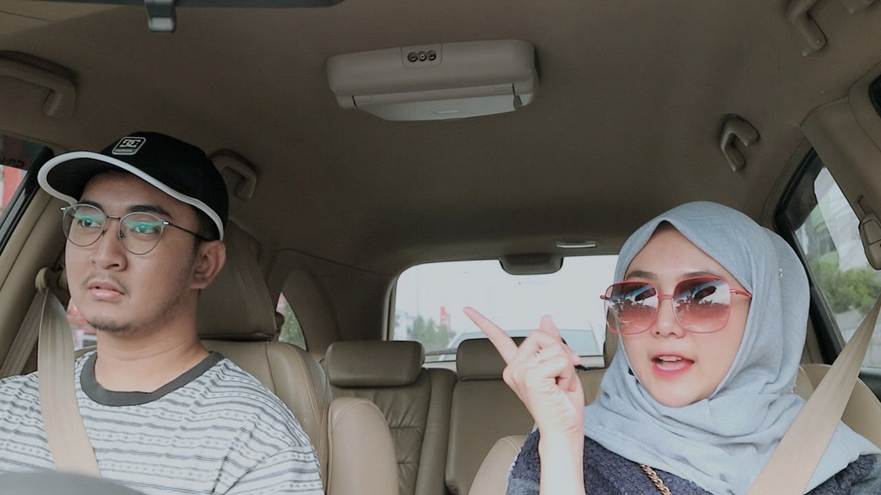 Prank Simpan Foto Cewek Sexy & Istri Auto Murka - YouTube