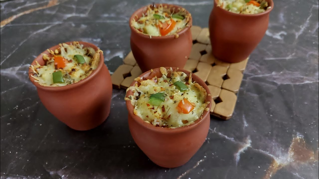 Pot pizza | Matka paneer pizza | Pot pizza recipe | Street food ...