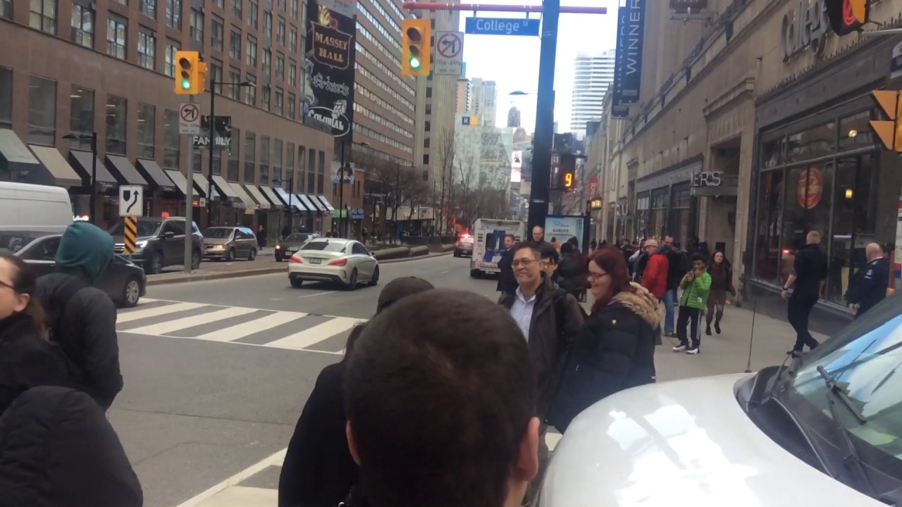 toronto sirens - YouTube