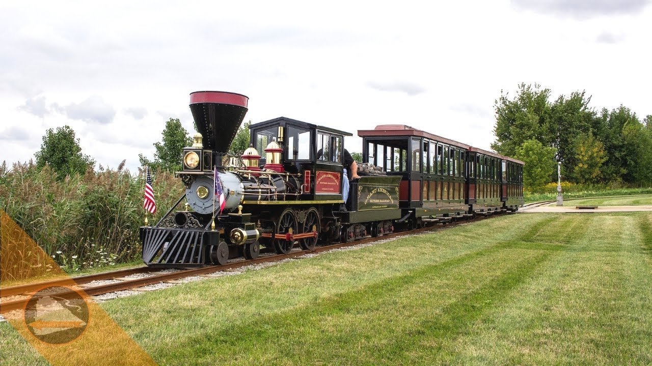 Ohio Station Outlets Train Ride - YouTube