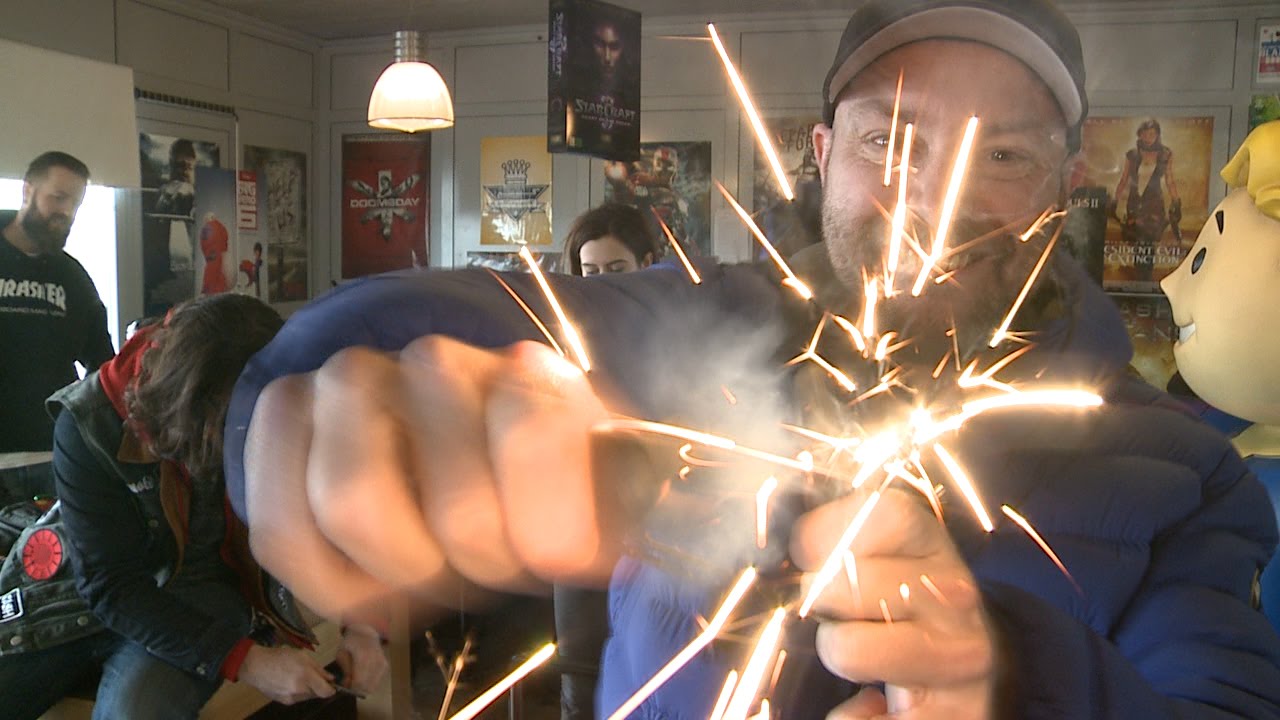 De Firestarter Battle - YouTube