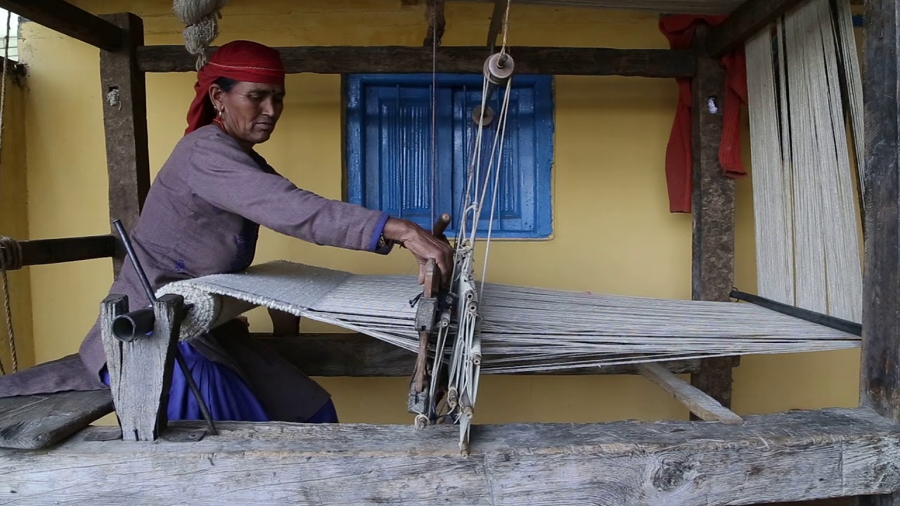Kullu shawl weaving: Process - YouTube