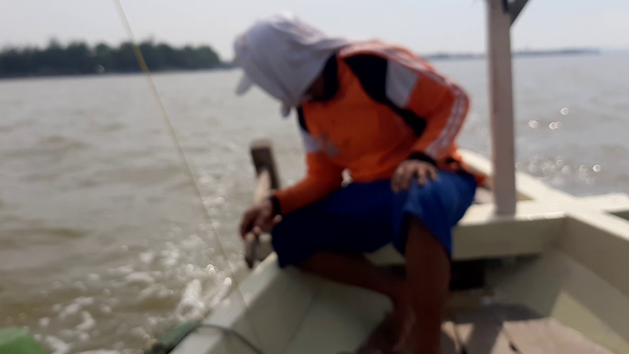 Perahu tradisional - YouTube