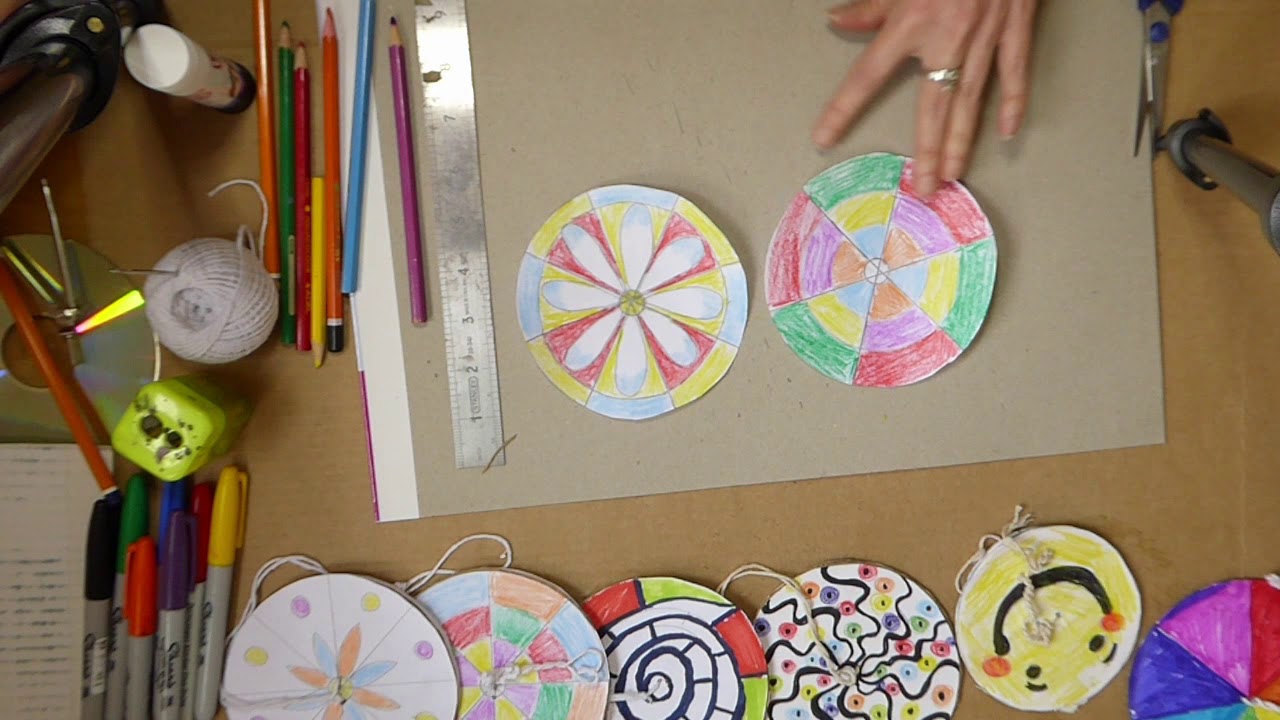 How to make a cardboard spinner - YouTube