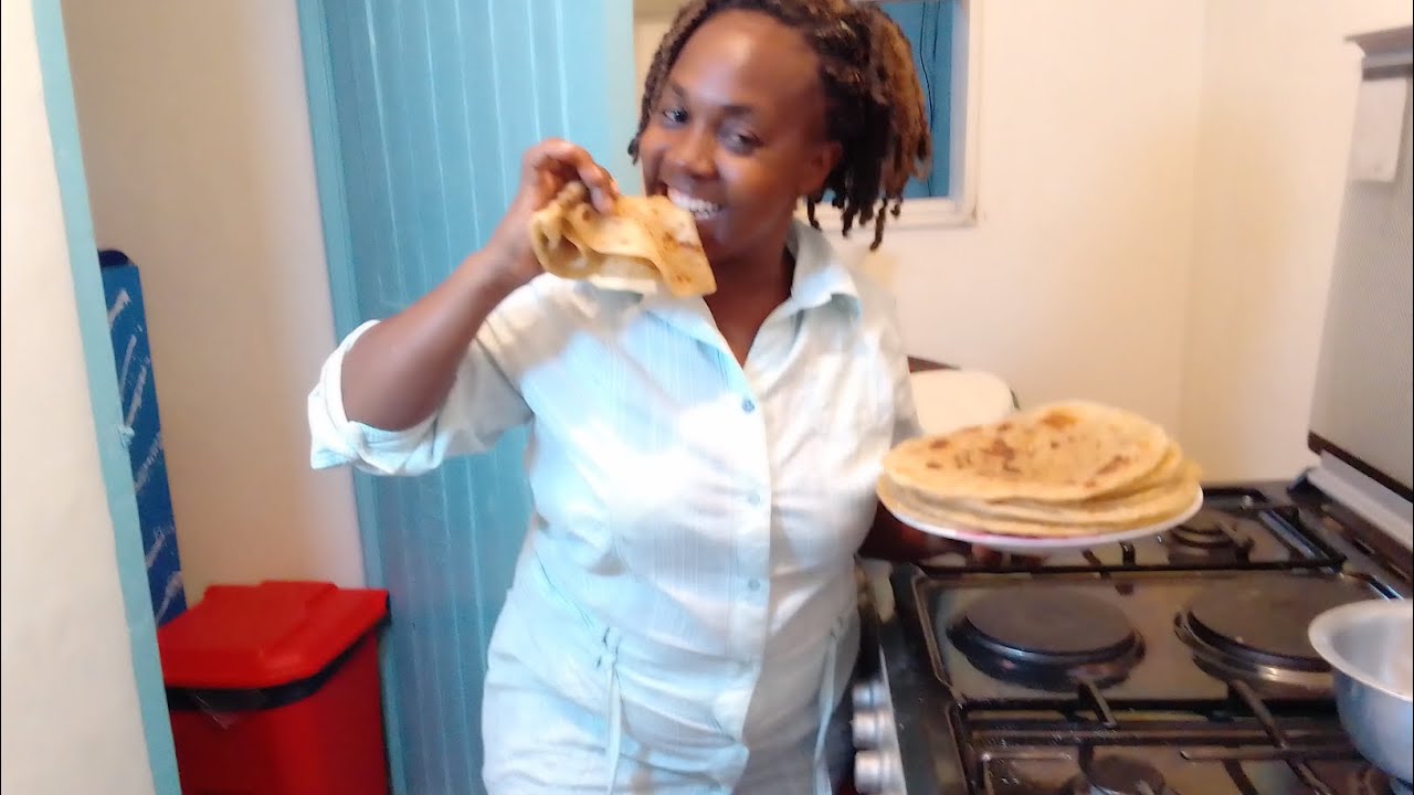 cooking the best and most soft chapatis 🥞 - YouTube