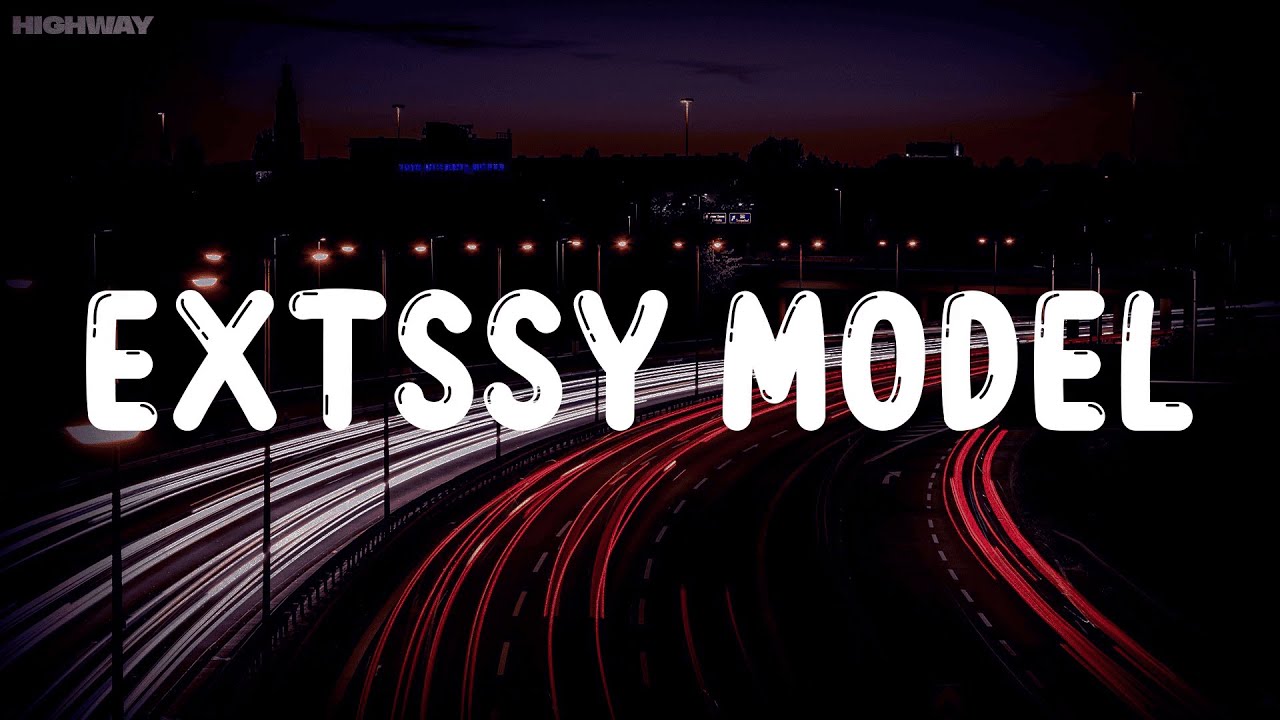 Extssy Model - Junior H (LETRA/LYRIC) - YouTube