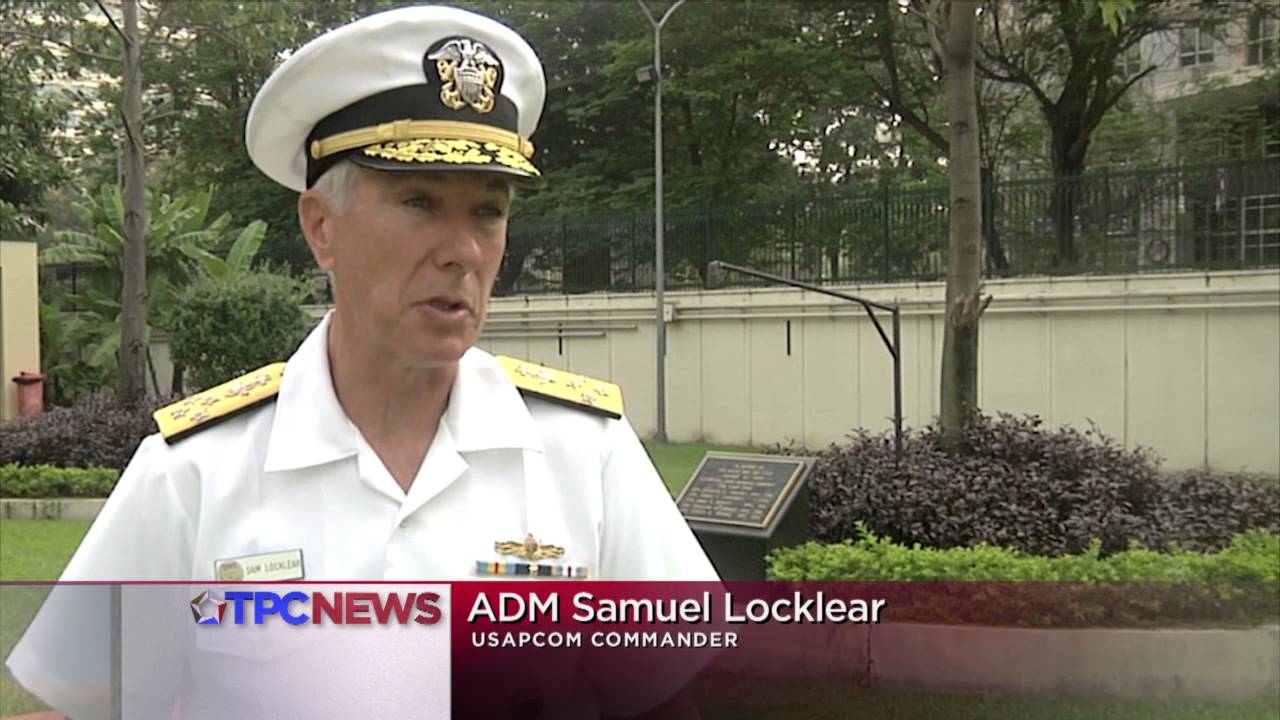 Commander of U.S. Pacific Command ADM Samuel Locklear Visits Vietnam ...