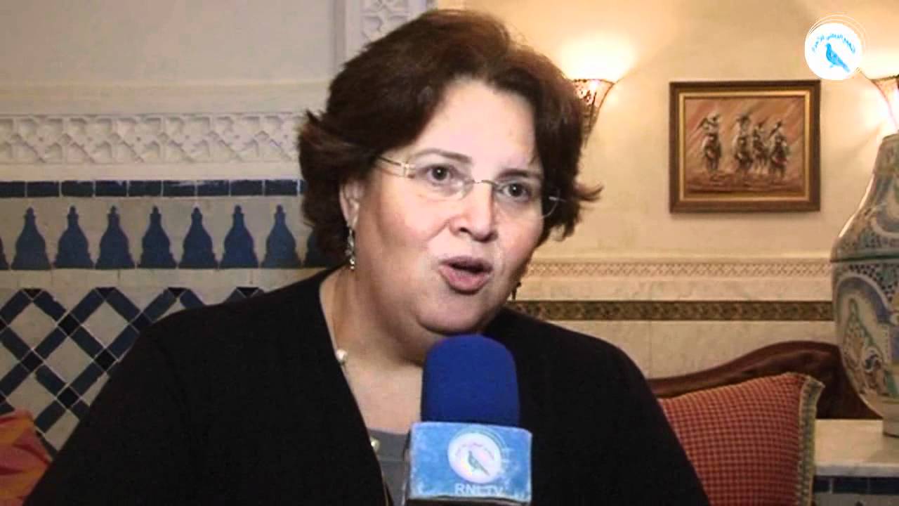 Interview avec Mme Naima Farah / حوار مع السيدة نعيمة فراح - YouTube