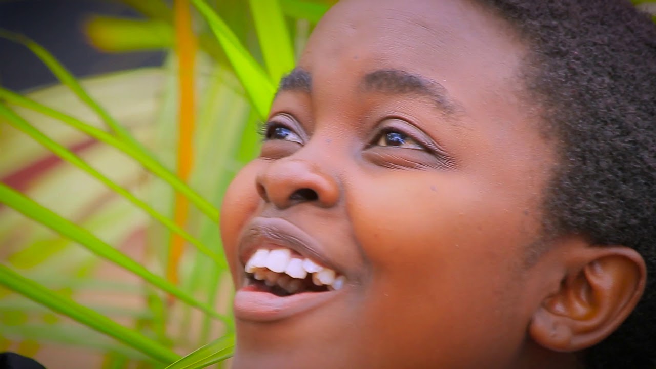 Sironga girls YES I KNOW YOU LOVE ME - YouTube