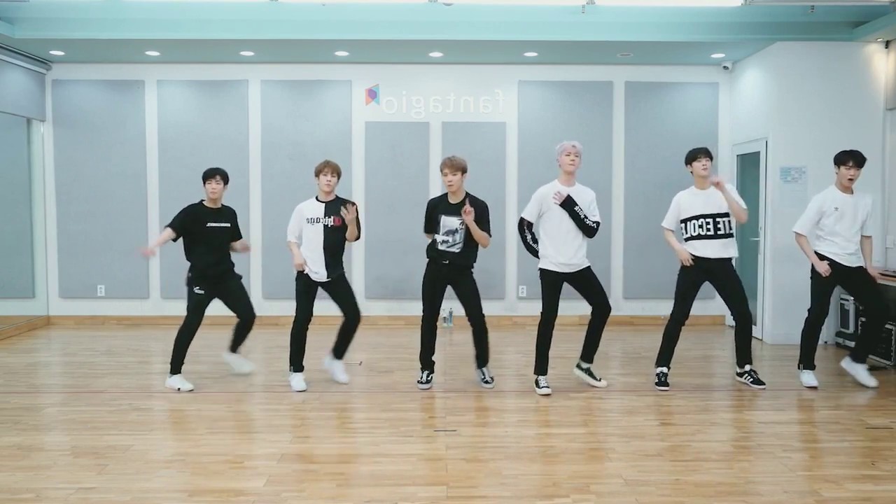 ASTRO 아스트로 - Baby DANCE PRACTICE(Mirror) - YouTube