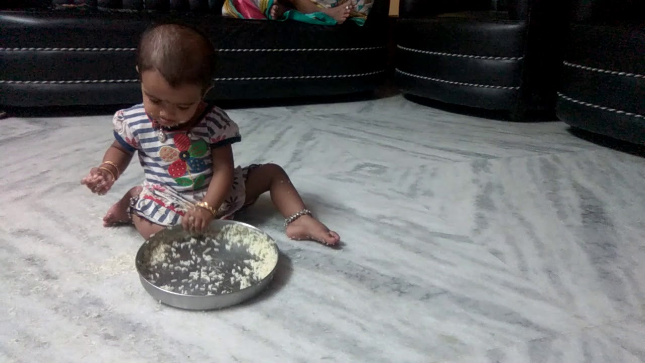 Bhuvi Eating 16Sep2018 - YouTube