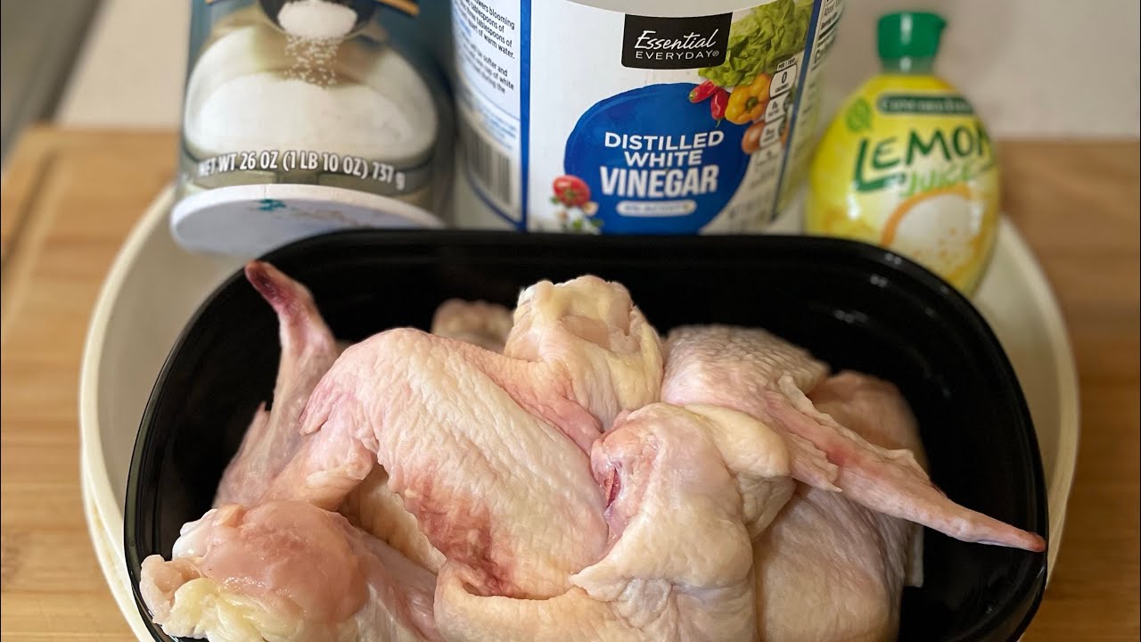 How to Properly Clean Chicken | Cleaning Uncooked Chicken - YouTube