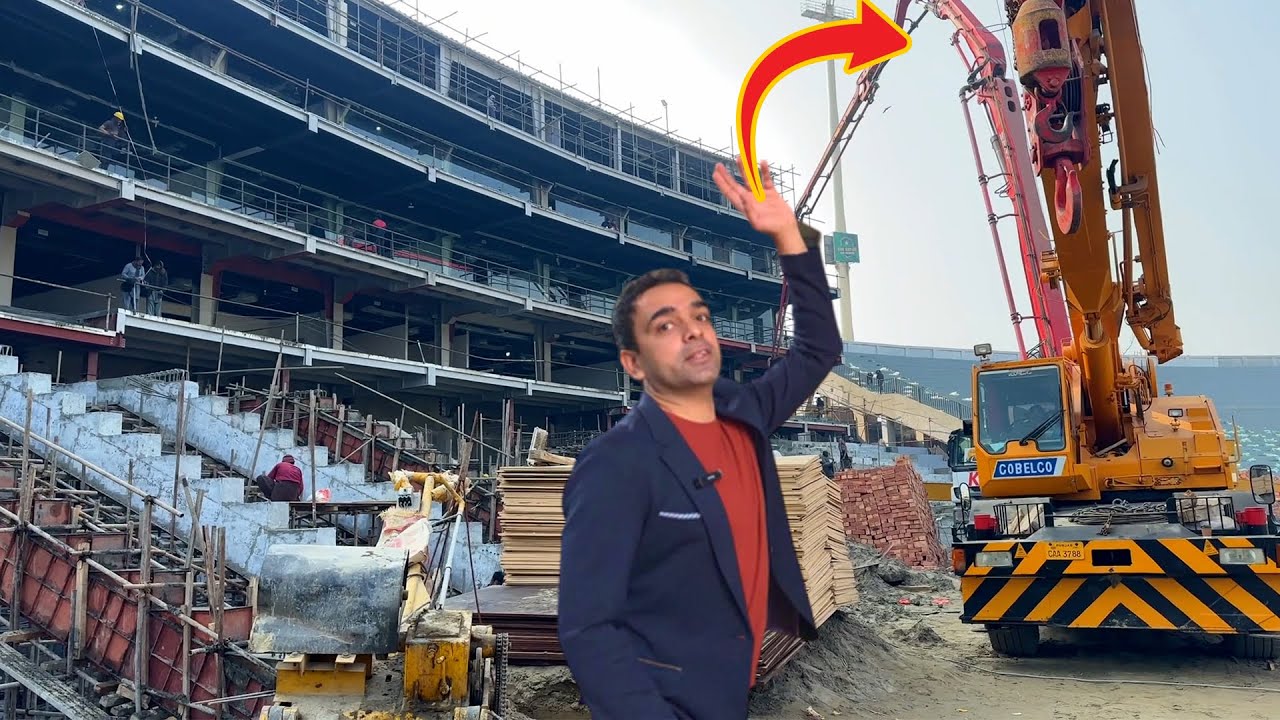 Latest equipment for Gaddafi stadium construction - YouTube