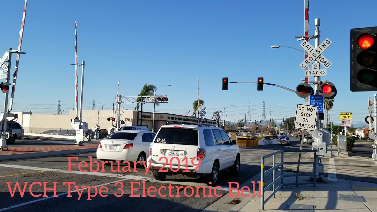 State College Boulevard Railroad Crossing 2018 Safetran Type 2 E-Bell ...