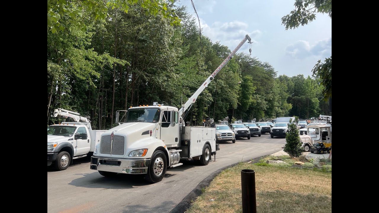 2012 Kenworth T270 Service Truck, IMT 10,000 Series Crane, Under CDL ...