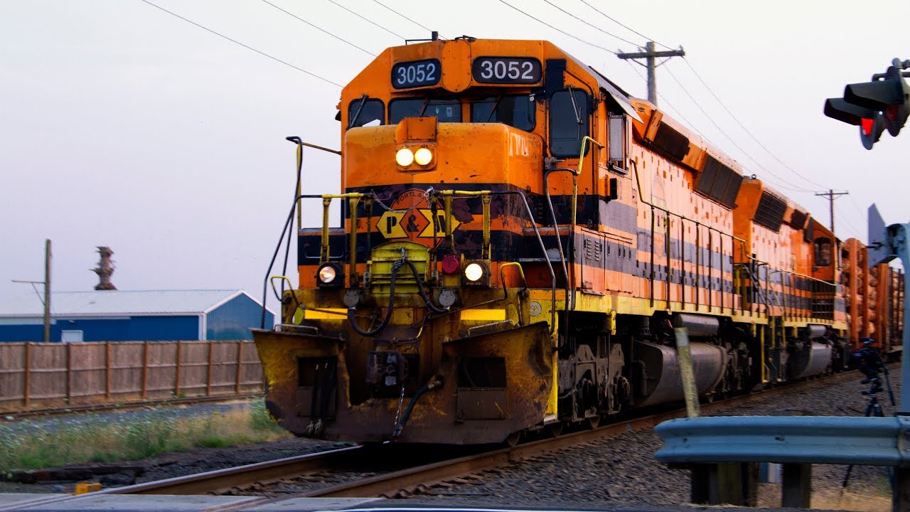 Portland & Western Railroad - YouTube