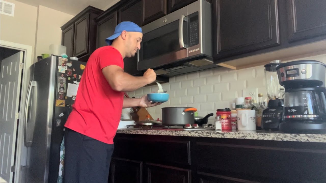 Mama Nina și Colarezi cu Lapte🥛🥣La cumpărături🛒 - YouTube