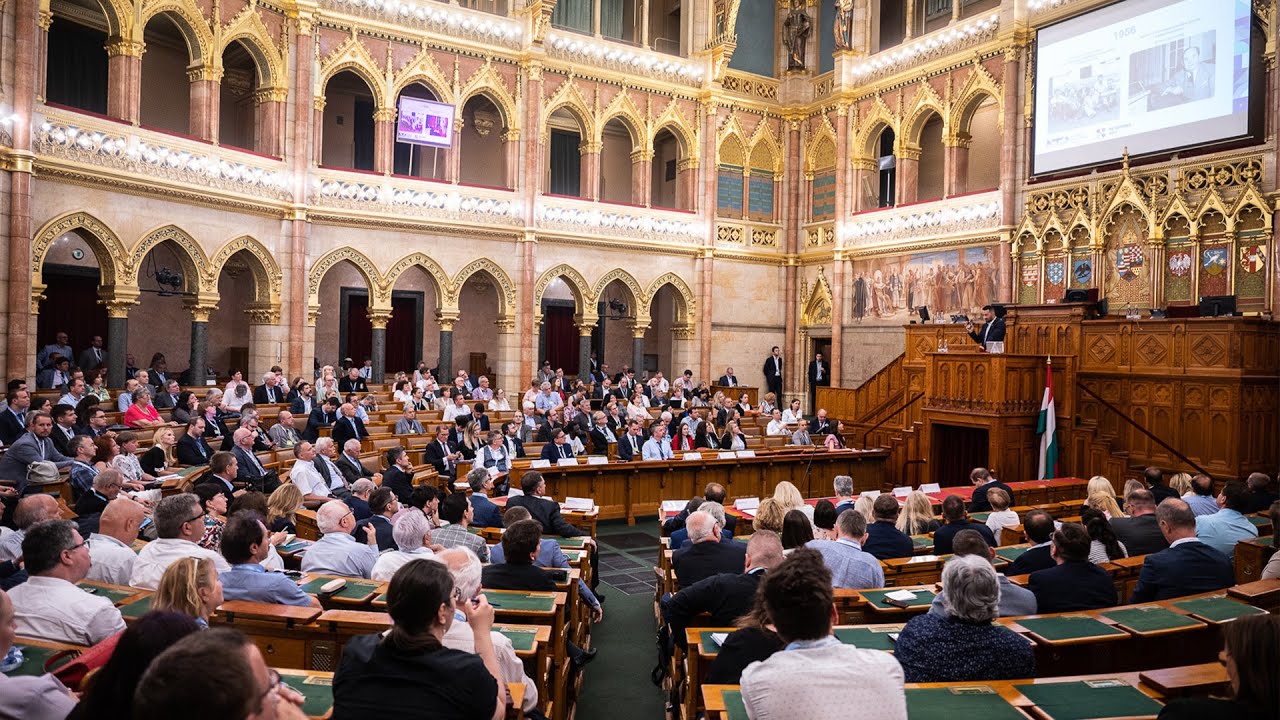 120 éve született Neumann János! - YouTube