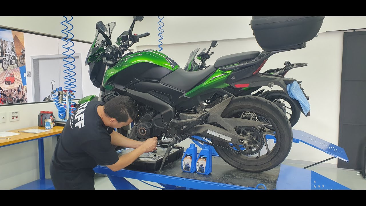 PARTIU REVISÃO DE 1000 KM BAJAJ DOMINAR 400 - YouTube