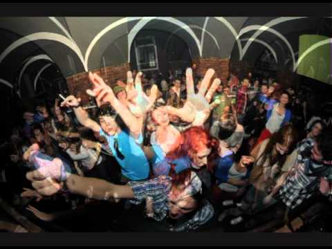 alina and berty - living it easy feat. cuky