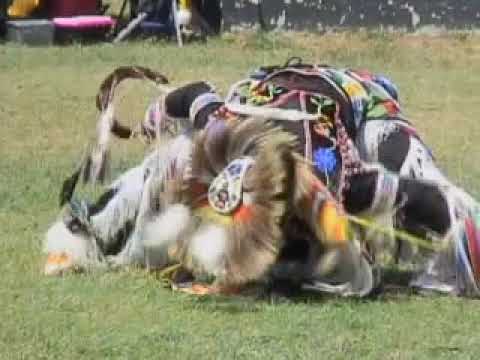 Wiky Pow Wow Josh Peltier - YouTube