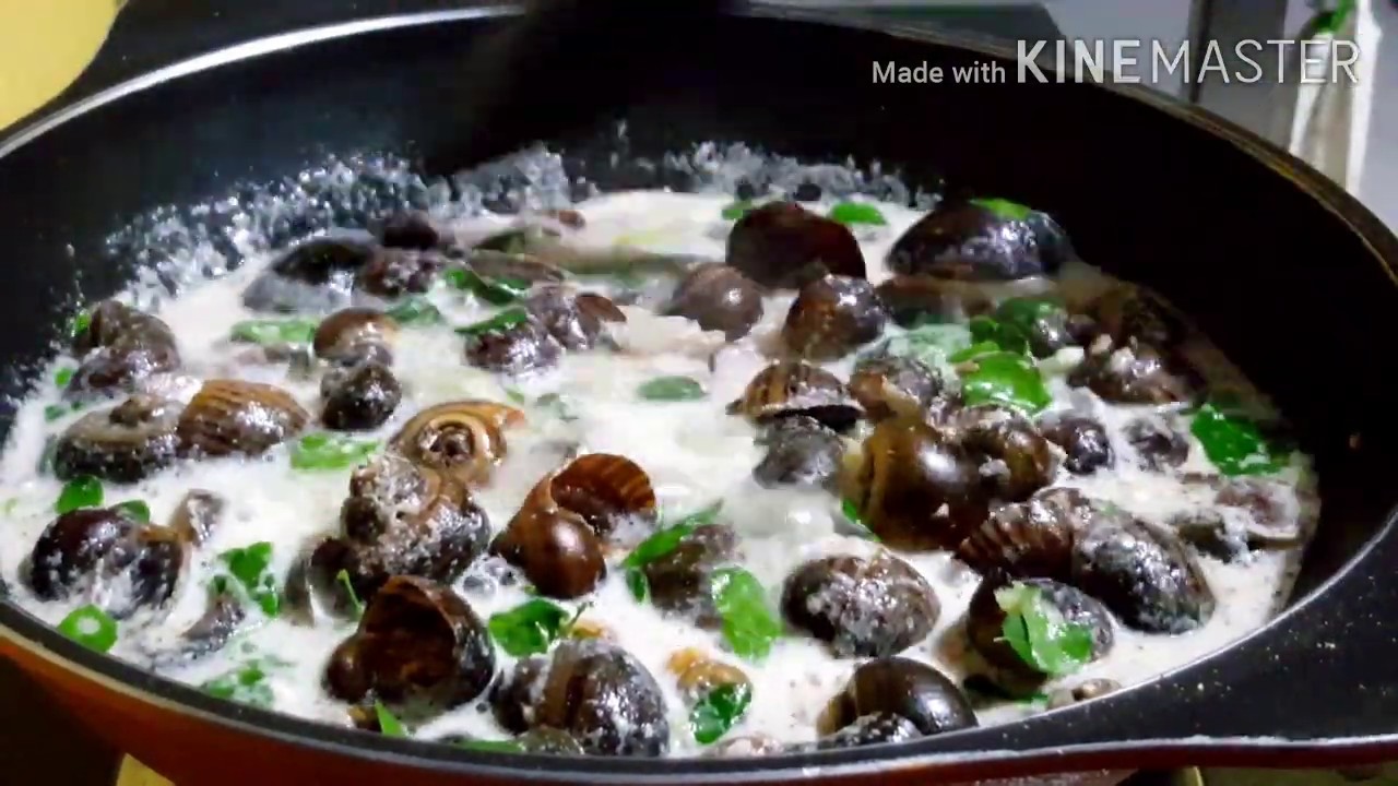 Golden Apple Snail GINATAANG KUHOL with Malunggay - YouTube