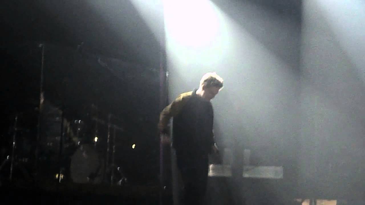 Conor Maynard-Animal- CONTRAST TOUR @AtlanticoLive (Rome 18-04-2013) HD ...