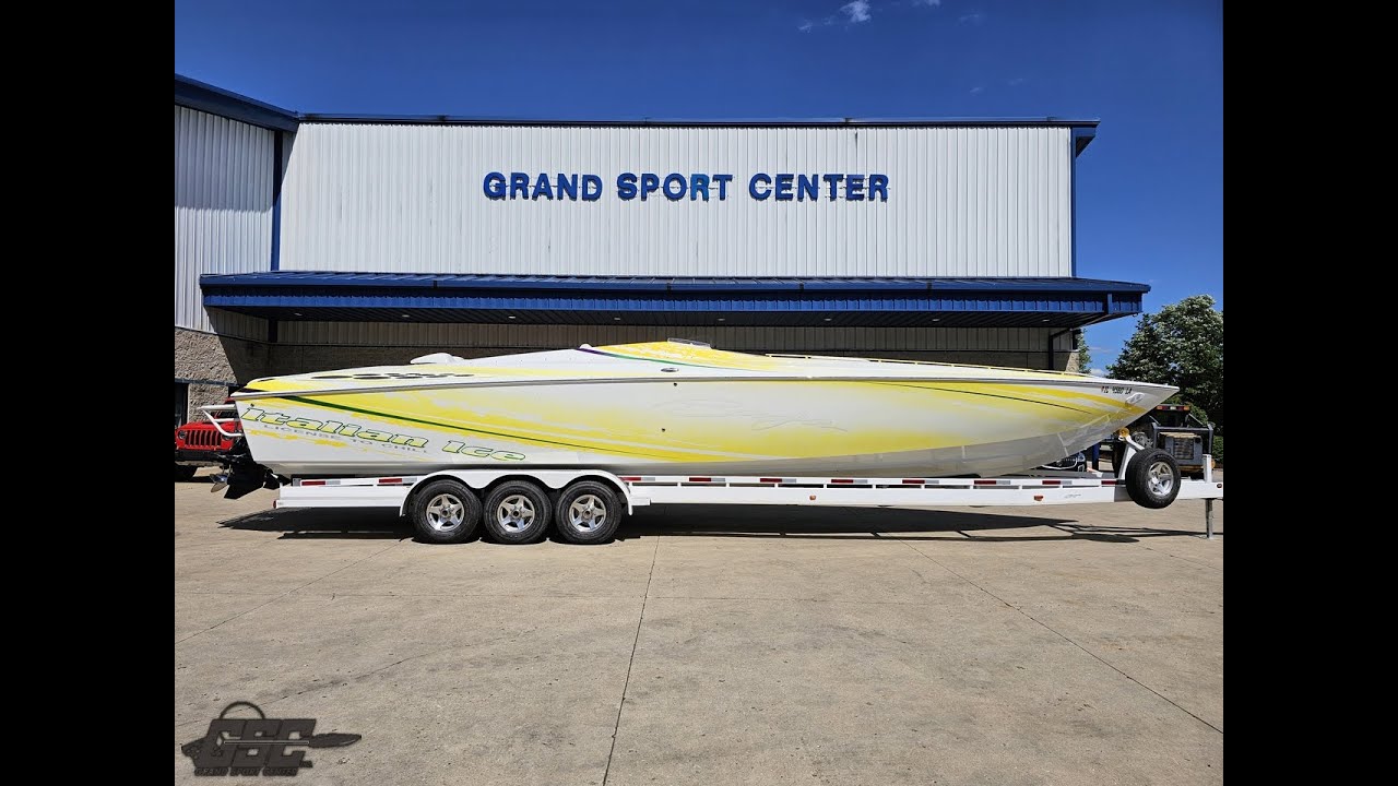 2005 Baja 40 Outlaw, Custom Shop boat, "Italian Ice" - paint detail ...