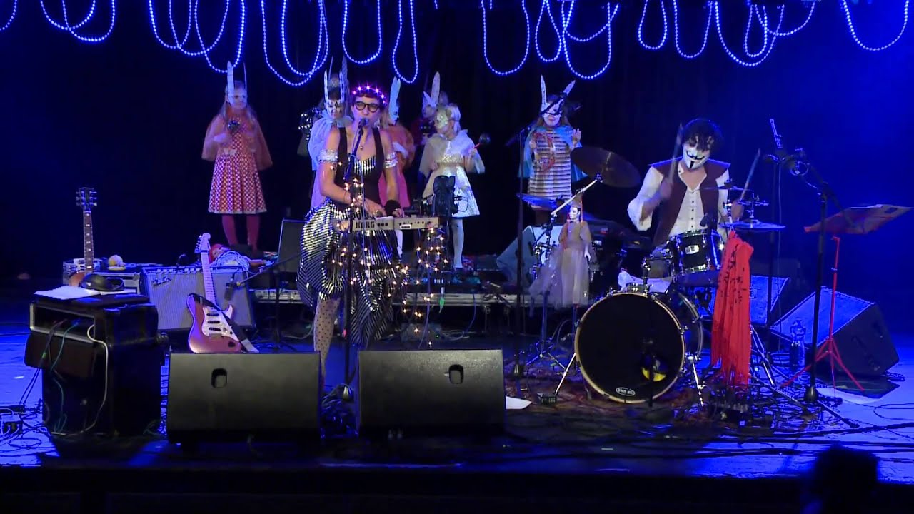 Wattican Punk Ballet - Scary Good @A38 - YouTube