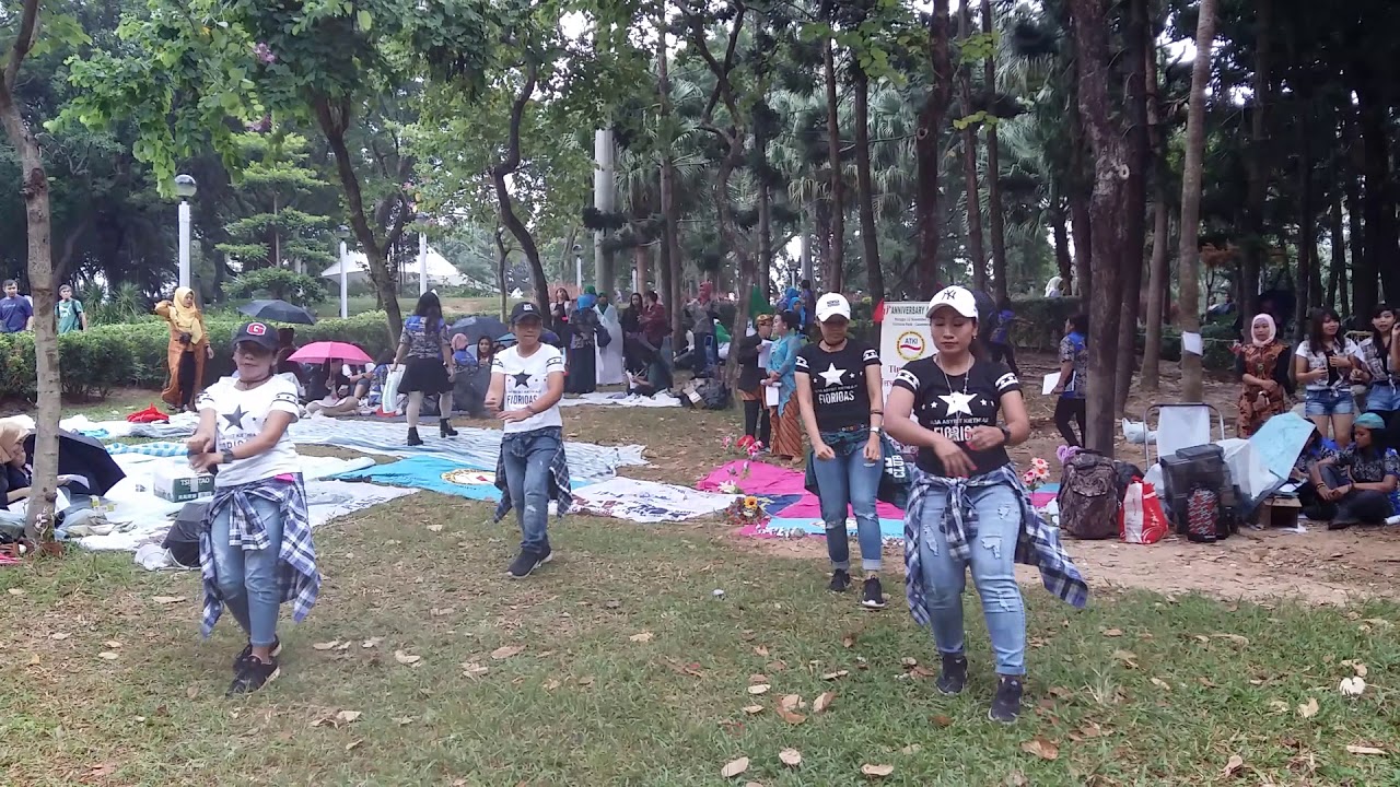 Modern dance ATKI ranting Tanderska - YouTube