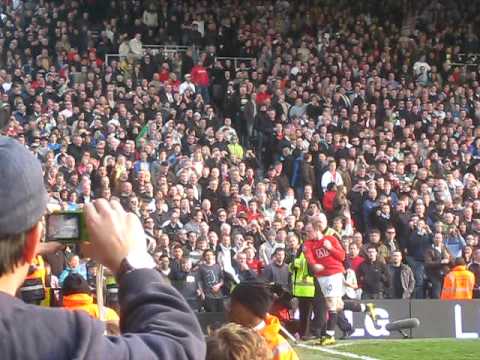 Wayne Rooney red card vs Fulham - reaction  on corner flag