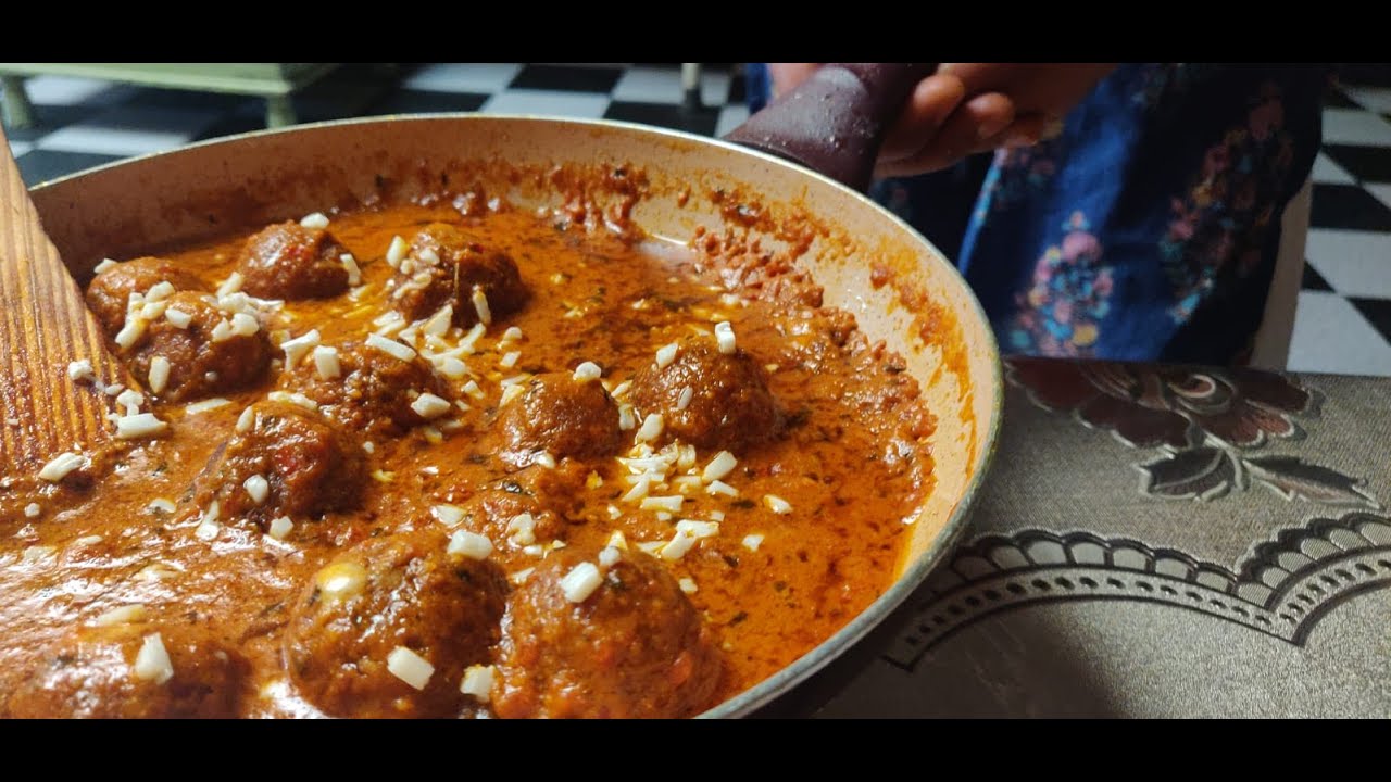 Cheese Kofta in Orange Gravy - YouTube