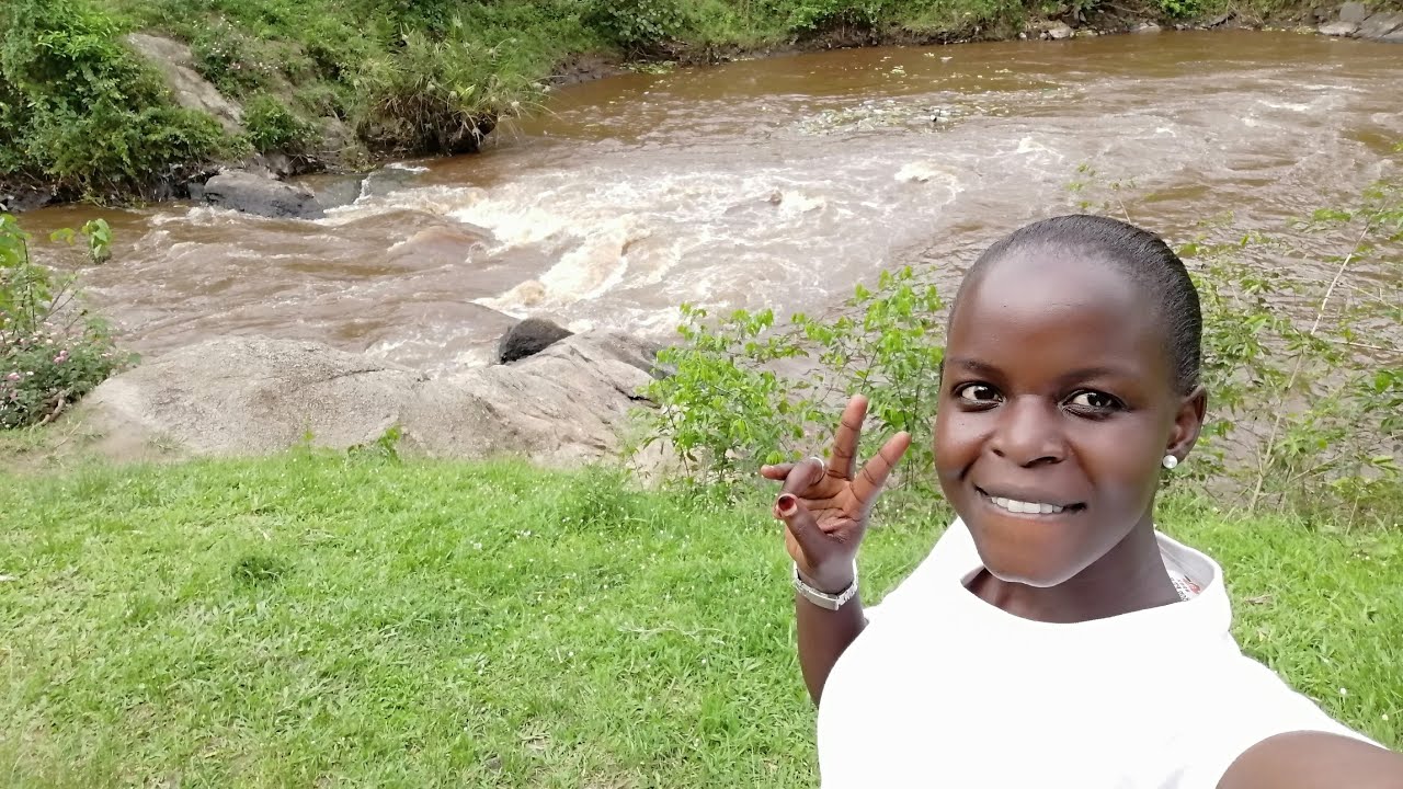 THE BIGGEST BRIDGE IN MBARARA/KATETE BRIDGE/Aquicia vlogs - YouTube